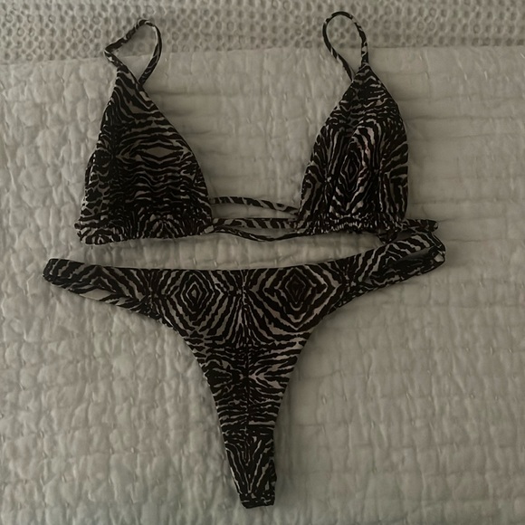 Benoa Swim | Swim | Benoa Swim Safari Set | Poshmark